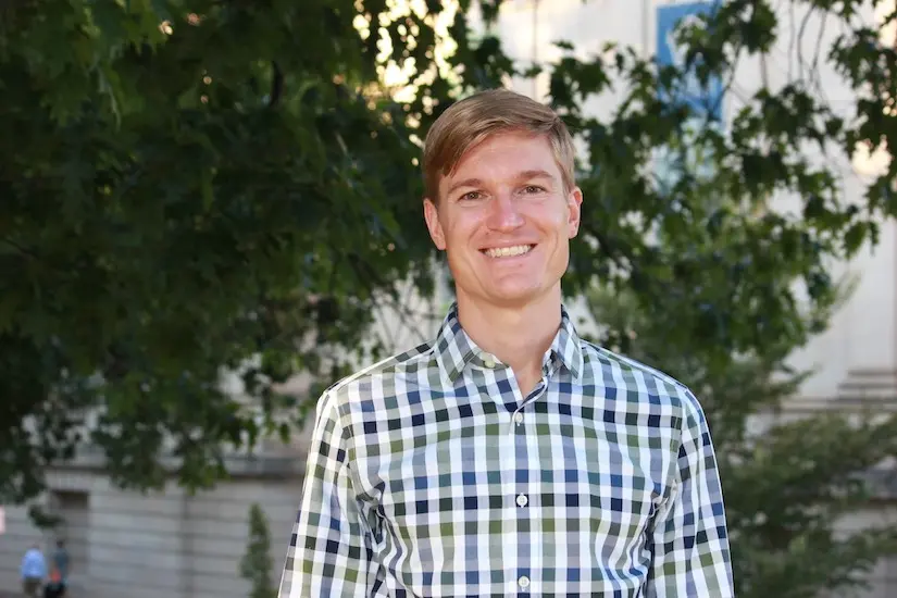 Focus on new faculty: Matt Gebbie follows the interesting questions ...