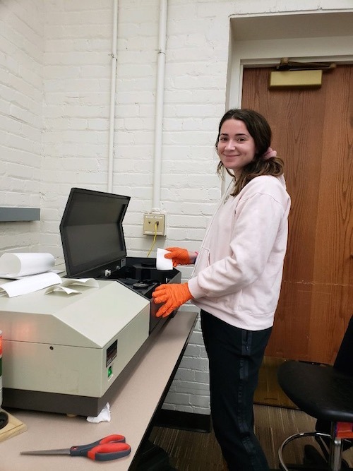 The full package: Capstone course for seniors ties materials science ...