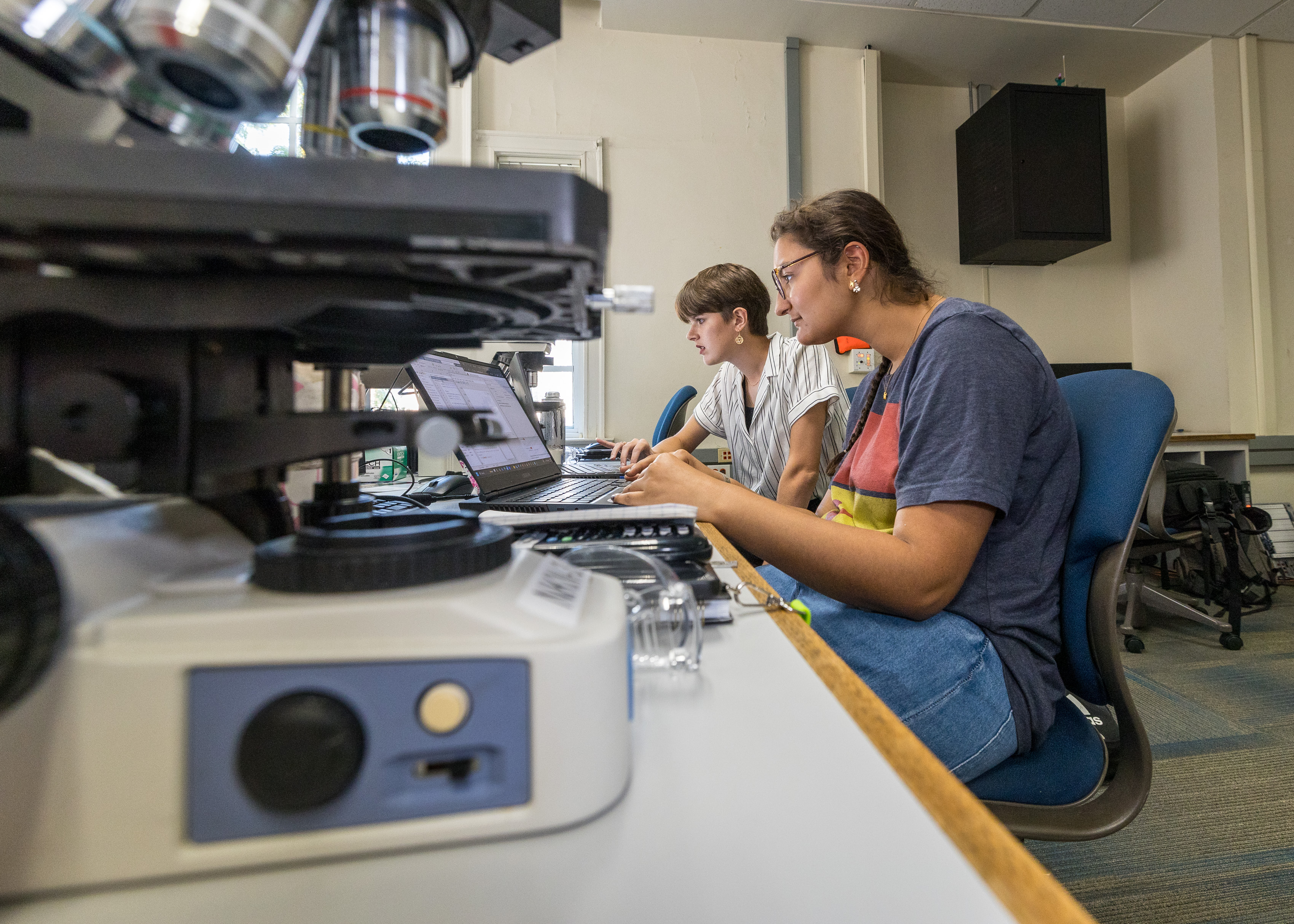 Alumni generosity upgrades lab experience for MS&E undergraduates ...